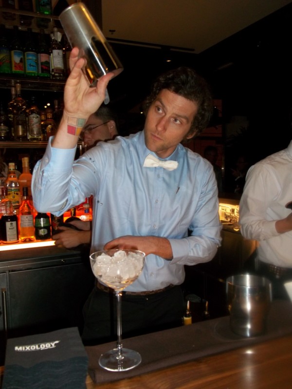 Please The Palate | The Maestro and The Conductor at Mixology 101